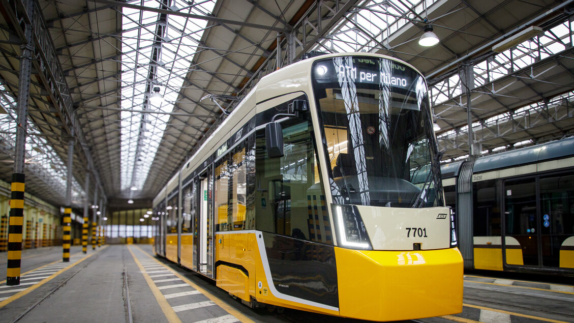 Milano: i nuovi tram Tramlink rivoluzionano la mobilità urbana con ...