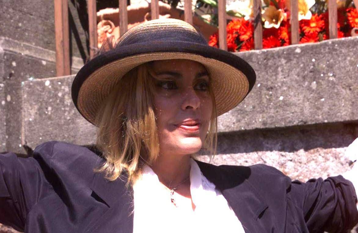 Nadia Cassini, icona della commedia sexy italiana, muore a 76 anni dopo ...