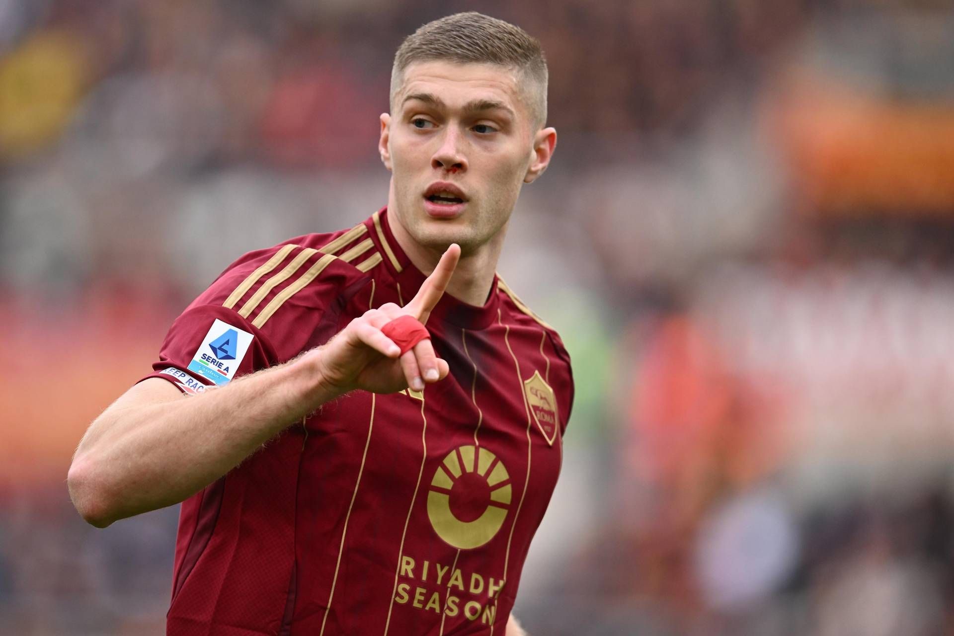 Roma supera Cagliari con una vittoria fondamentale per avvicinarsi alla ... Roma supera Cagliari con una vittoria fondamentale per avvicinarsi alla ...