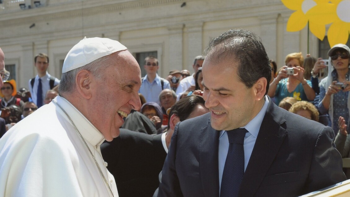 Michele Affidato ricorda papa Francesco attraverso le opere scultoree e ...