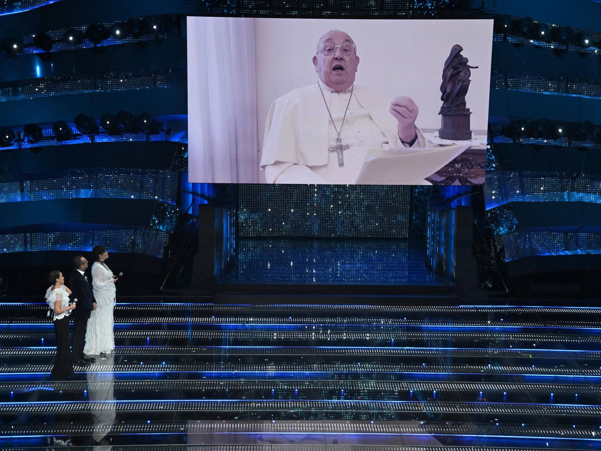 Papa Francesco, dal debutto su TikTok al video messaggio a Sanremo 2025 ...