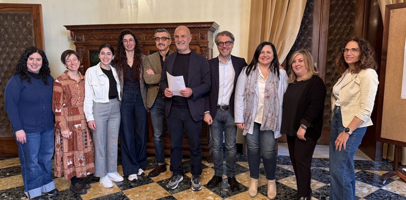Pescara avvia il progetto “Legàmi” per supportare le famiglie con ...