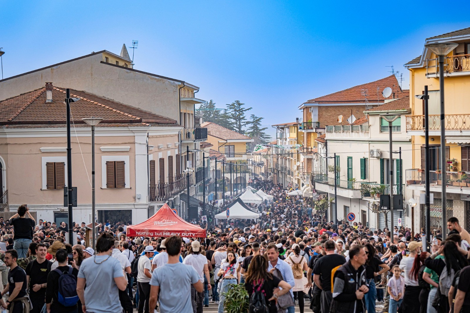 torre de’ passeri si prepara ad arrostiland, grande evento gastronomico ...