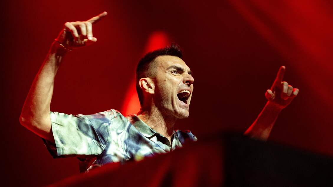 Gabry ponte chiude il concertone del primo maggio a roma tra fuochi e dj set con brani per l ...