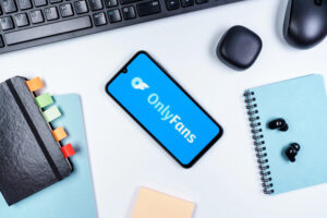 OnlyFans: come la piattaforma ha cambiato il rapporto tra creator e fan nel mondo digitale