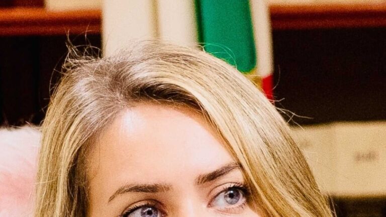 Greta Cristini vince il premio opening new ways of journalism al premio ...