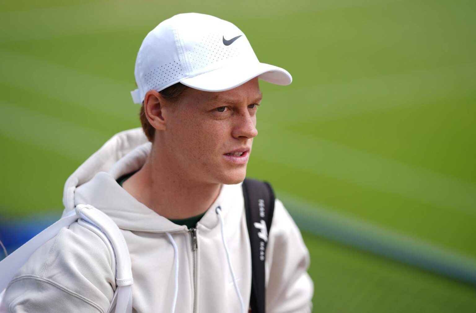 Jannik sinner apre le sfide di wimbledon 2025 contro luca nardi nel derby azzurro del primo turno
