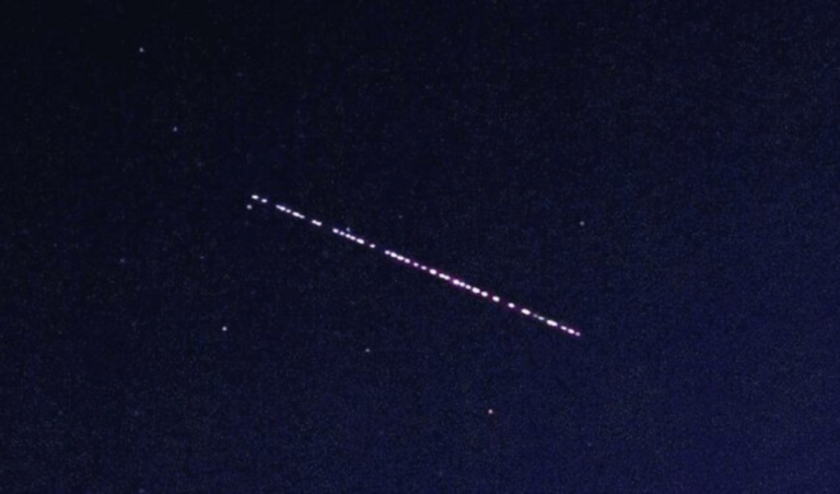 Oggi 26 giugno 2025: il passaggio dei satelliti starlink di spacex ...