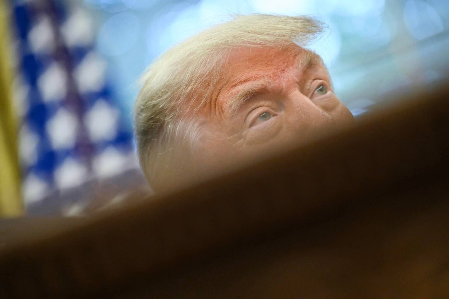 Trump elogia giornalista congolese durante firma accordo di pace con ...