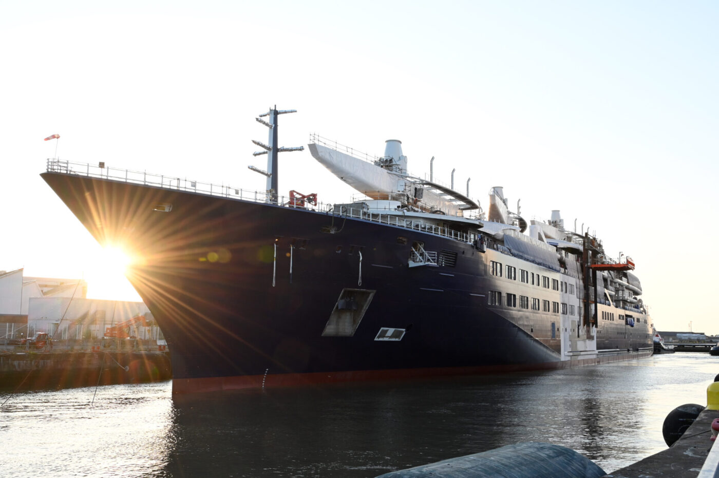 Varo tecnico dell’orient express corinthian a saint-nazaire: il gigante dei yacht a vela ...